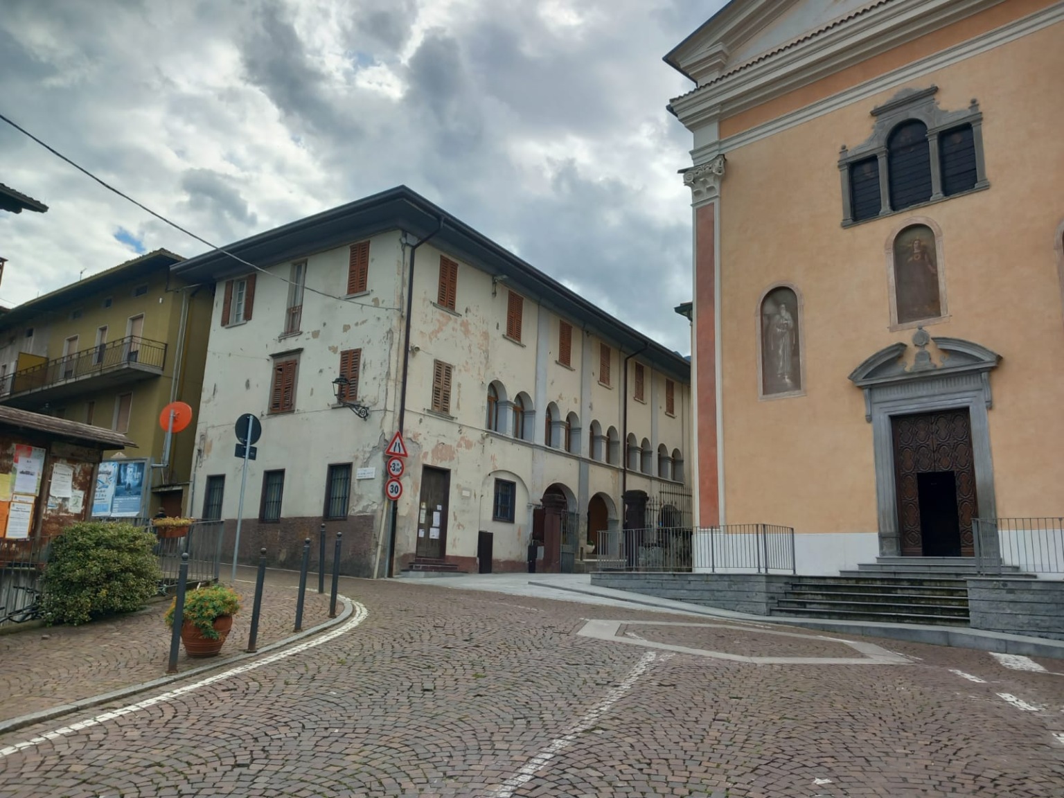 Il viaggio a Pian Camuno, da Santa Giulia alla Badessa Anselperga ...